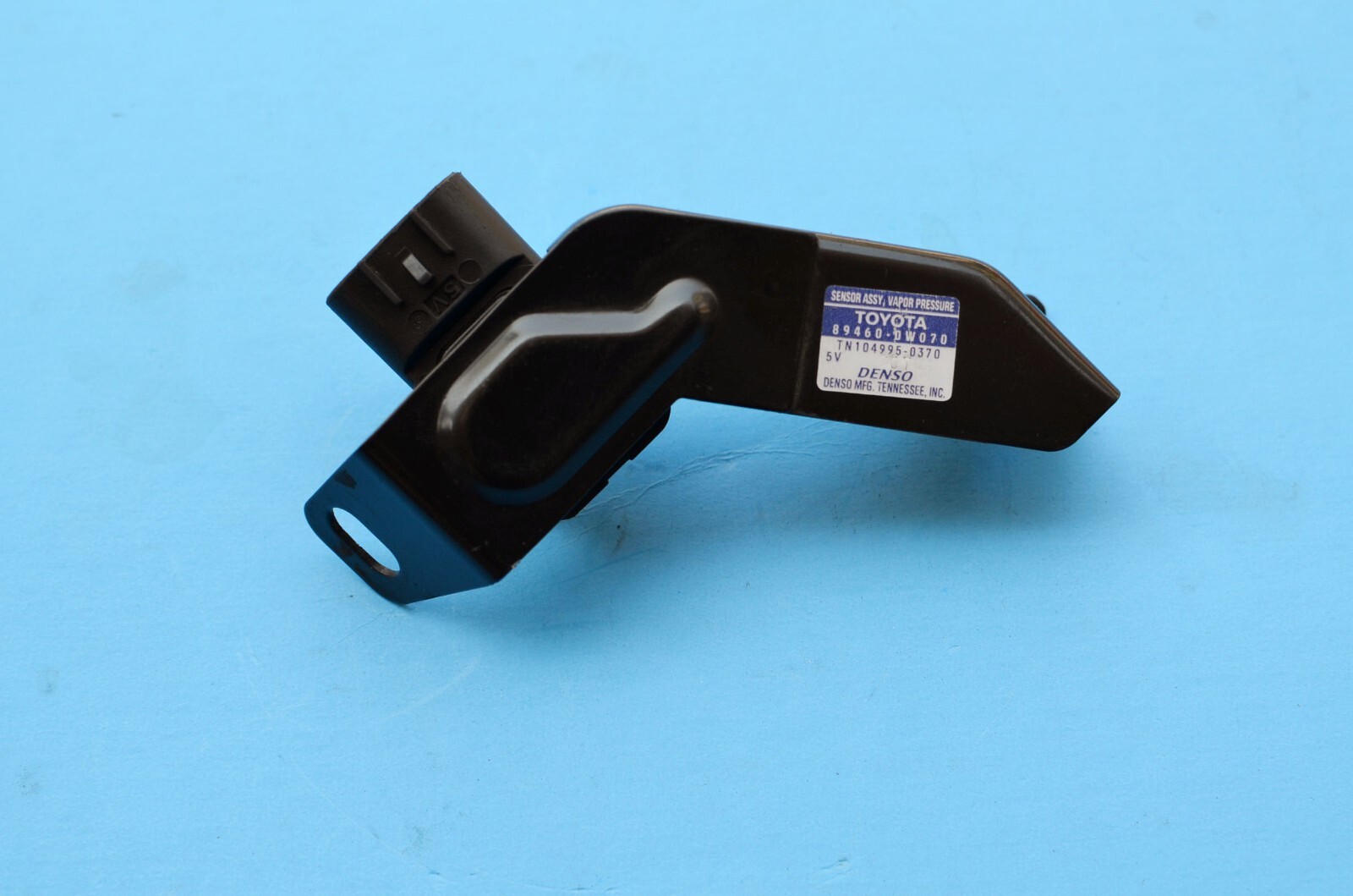 1998-2001 Toyota 4Runner Genuine OE Fuel Tank Vapor Pressure Sensor ...