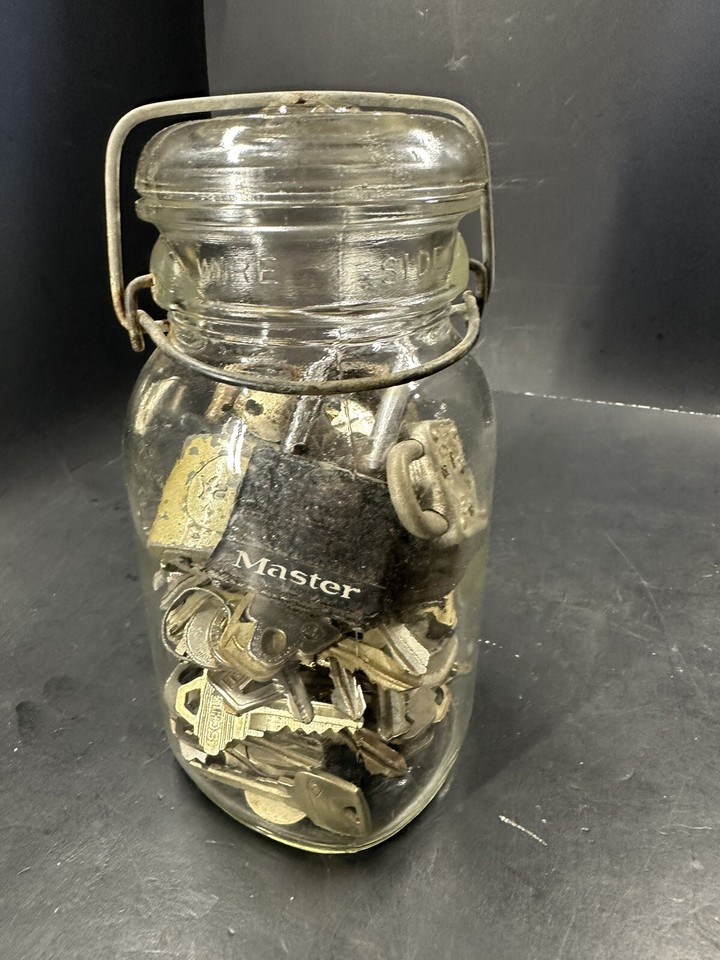Vintage Mason Ball Jar With Keys and Padlocks Locks | eBay
