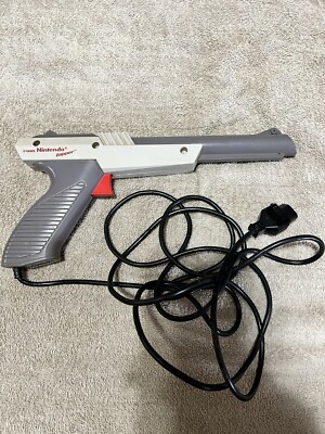 Nintendo NES-005 Light Gun 767578282213| eBay