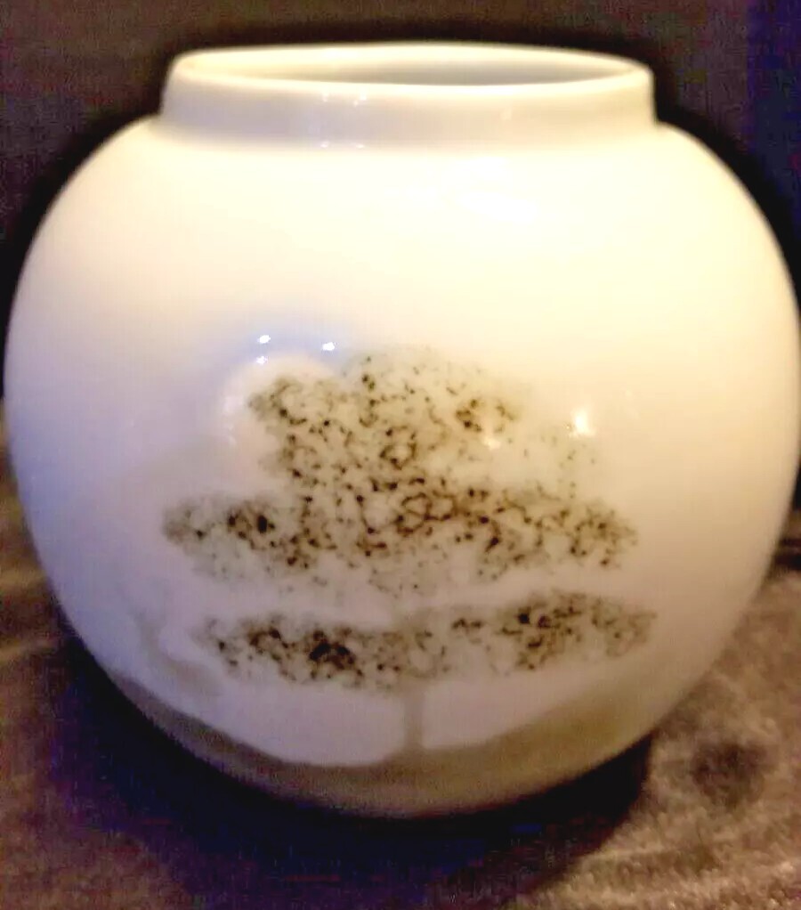Highbank Porcelain Jar, Scotland's Beautiful Lochghlphead. Stag in the ...