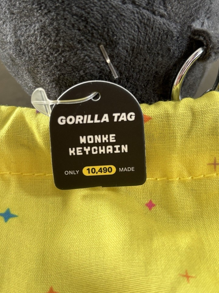 MONKE GORILLA TAG MAKESHIP KEYCHAIN PLUSHIE - Code & Trading Card Not ...
