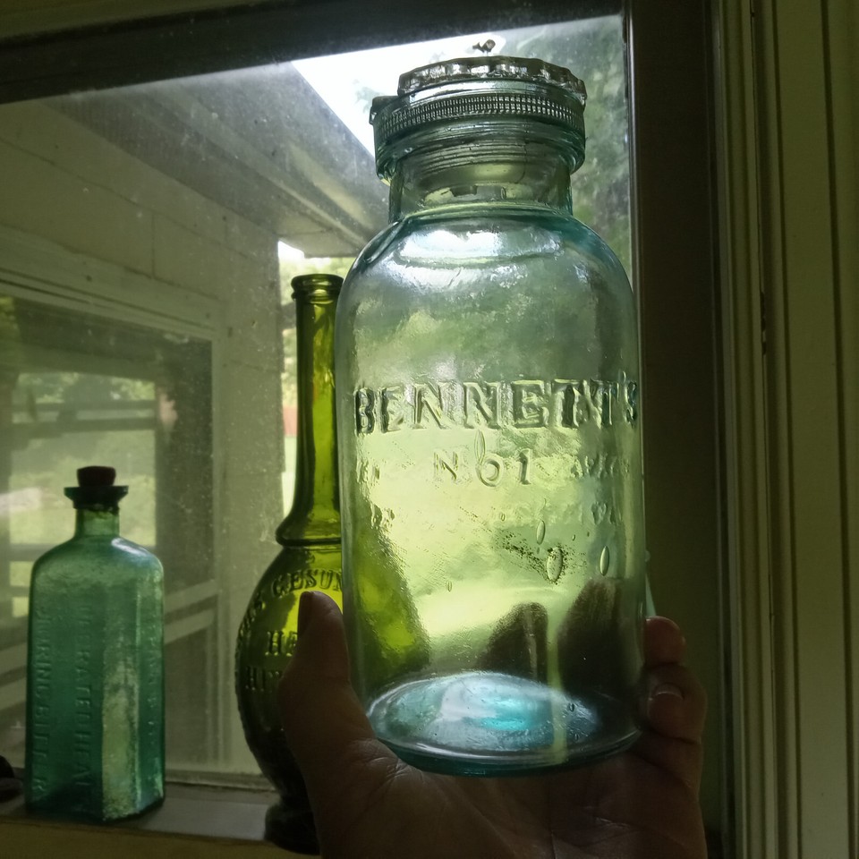 BENNETT'S NO 1 OVER GHOSTED EMBOSSING QUART FRUIT JAR WITH ORIGINAL ...