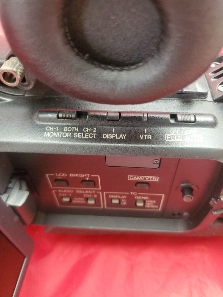 JVC GY-HD200U Professional HDV Camcorder | eBay