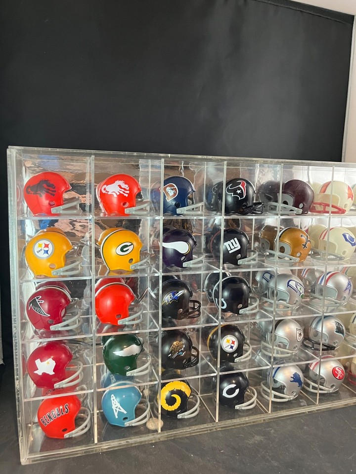 Riddell NFL Pocket Pro Throwback Helmets 2-Bar Set Of 40 In Display ...