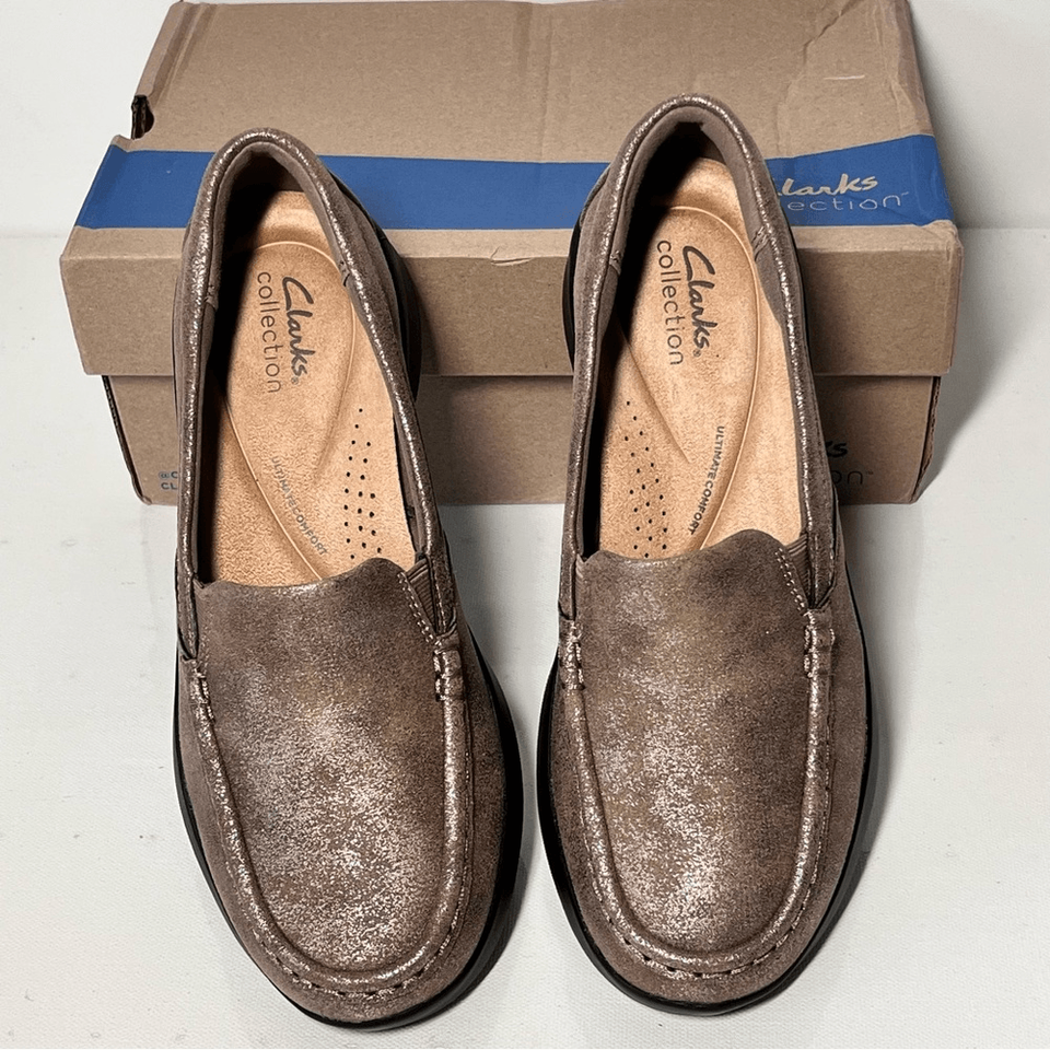 Clarks Ellowyn Lux Leather/Textile Slip-Ons Size: 8 | eBay