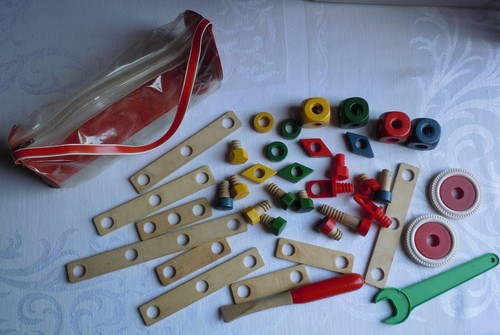 Baufix 00 West Germany Wooden Toy Construction Kit 29 Pieces Partial ...