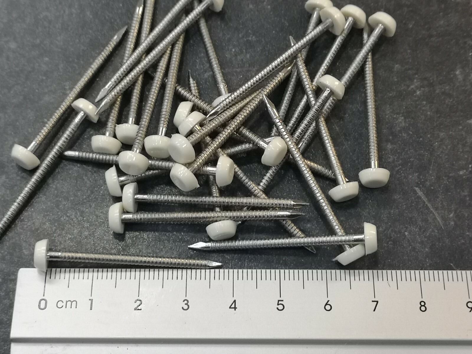 Poly to Plastic nails Decking facia board cladding soffet 15 30 40 50 ...