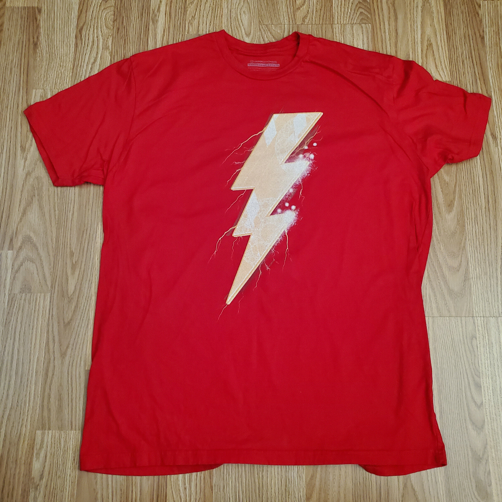 DBH Design By Humans DC Flash Symbol Comic graphic Re… - Gem