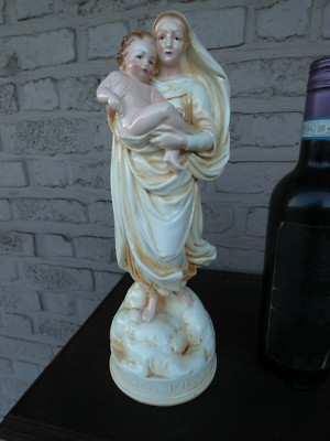 Figurines - Katzhutte Porcelain