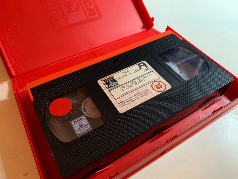 VHS Video ~ The Seventh Sign ~ Demi Moore ~ Large Case Ex-Rental ~ RCA ...