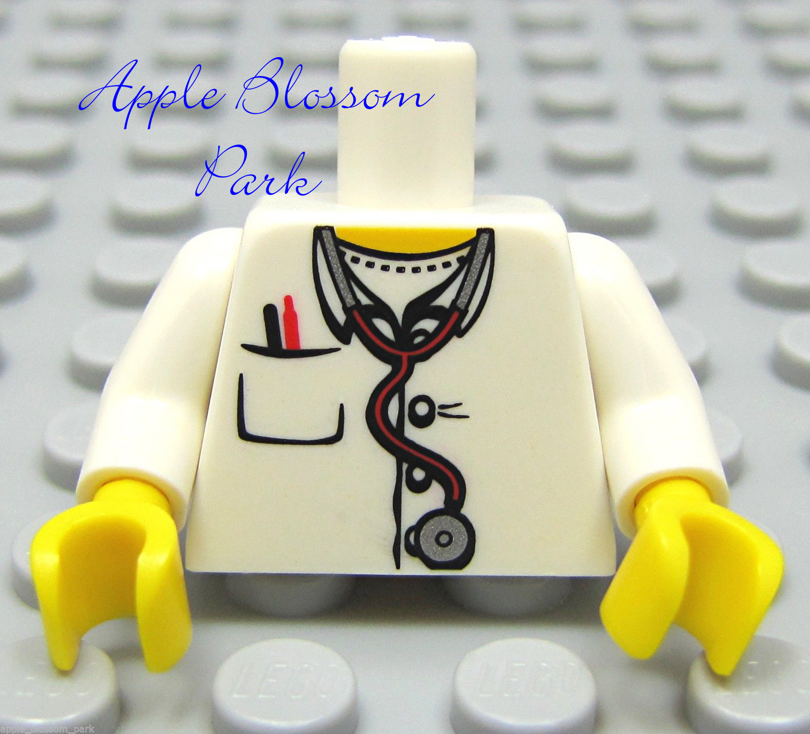 NEW Lego Minifig Hospital MEDIC TORSO -Female Doctor Nurse White Lab ...