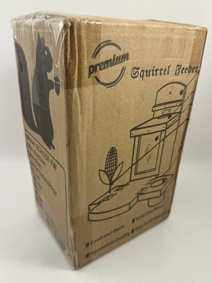 PINE Wood Squirrel Feeder for Outside Winter Durable Chipmunk House Box ...