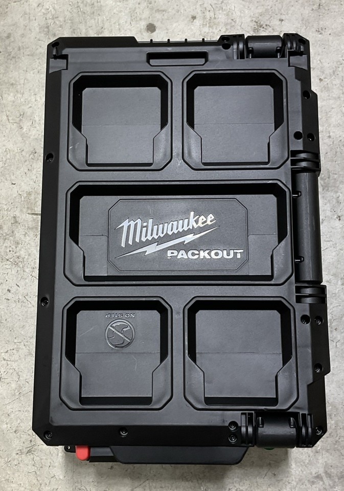 Milwaukee 2357-20 LED Packout Light Light & Charger 3 Pivoting Heads ...