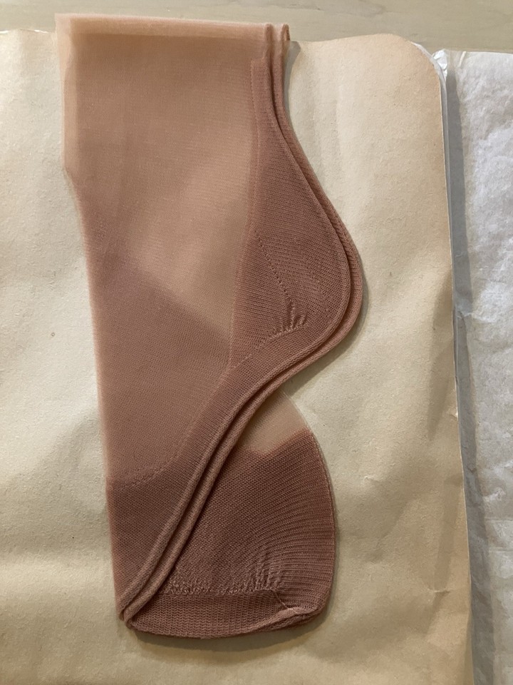 3 Vtg Beige Full Fashion Sheer Stretch Beige Nylon Stockings Knee High