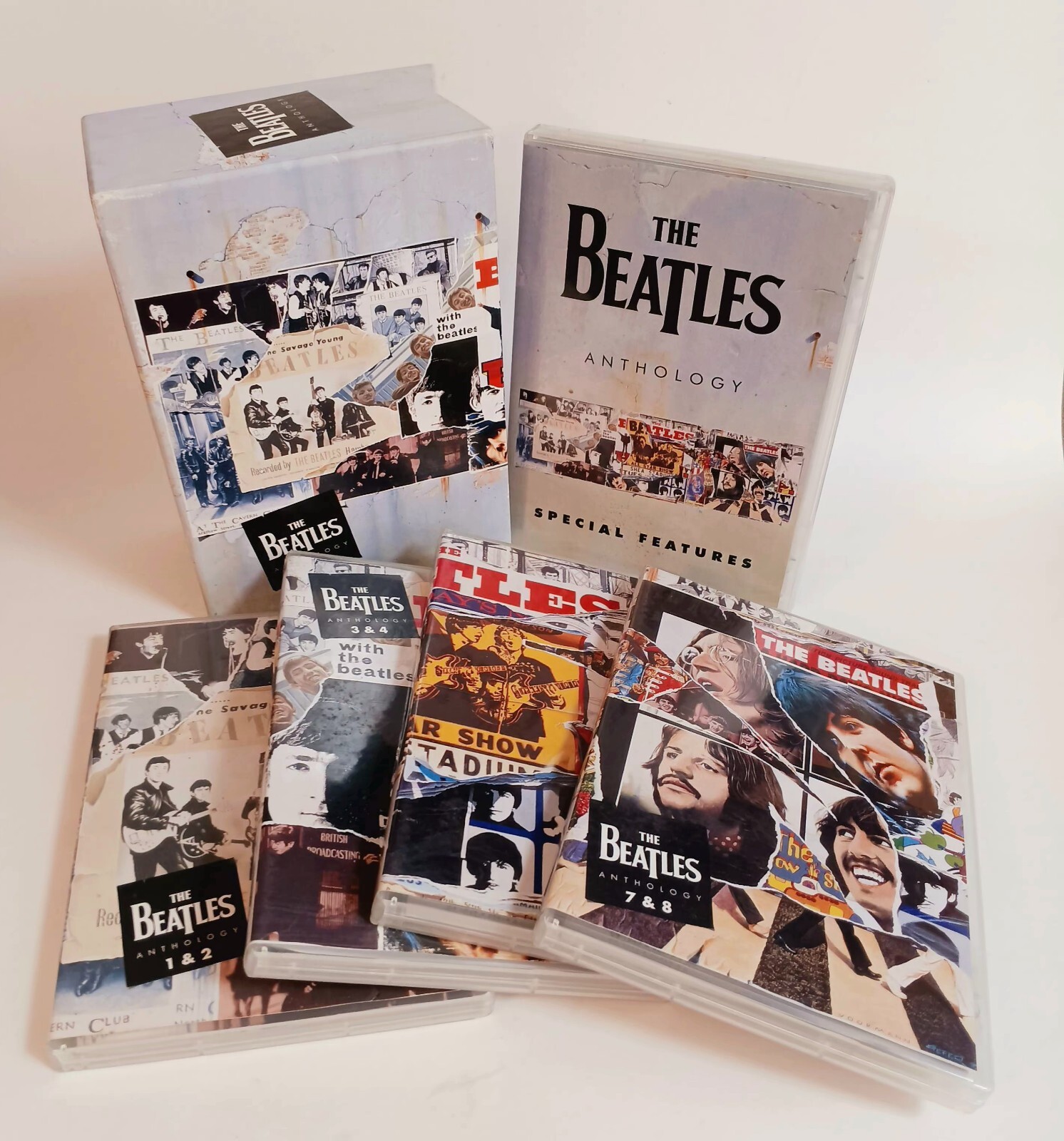 The Beatles Anthology DVD Set Complete Series 5-Disc Box 724349297593 ...