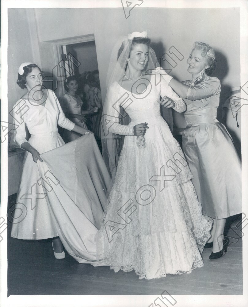 1954 Miss America Bebe Shopp In Wedding Dress On Wedding Day Press ...