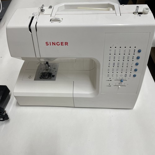SINGER 7442 Electronic Sewing Machine + Extras Working Needs Bobbin ...