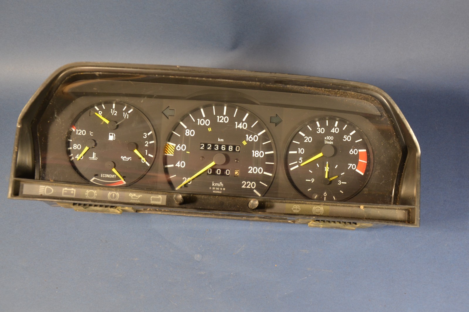 MERCEDES BENZ W201 190 190E Instrument Cluster Speedometer 220 km/h ...