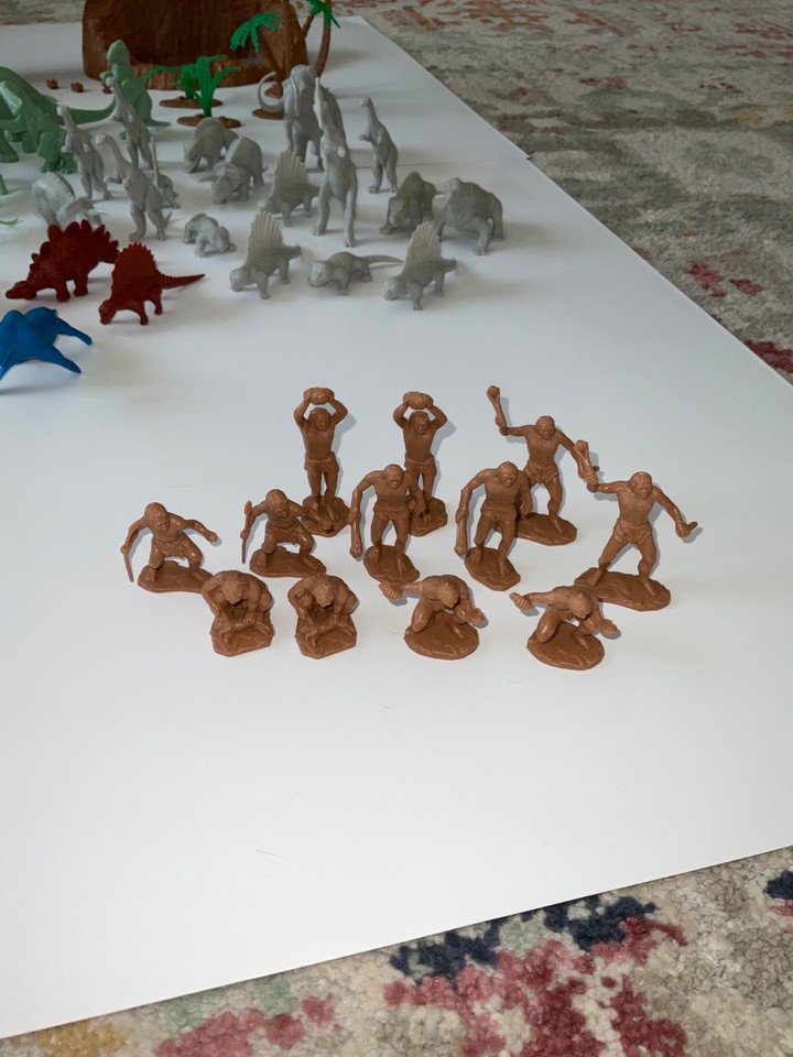 VINTAGE MARX TOYS PREHISTORIC PLAY SET #3398 DINOSAUR CAVEMEN BOOKLET ...