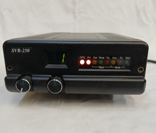 Pyramid SVR-250 Synthesized VHF vehicular repeater--w/filters for in ...