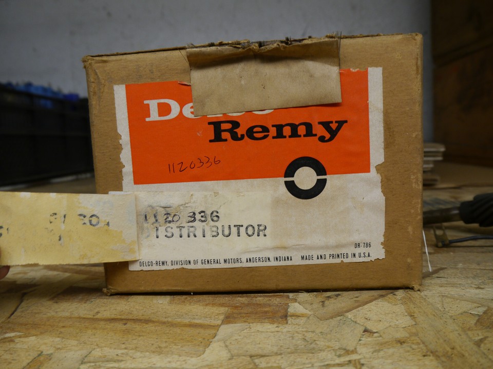 NOS GM SMALL CAP DISTRIBUTOR 1112036 1565703 194 230 250 CHEVY CHEVELLE ...