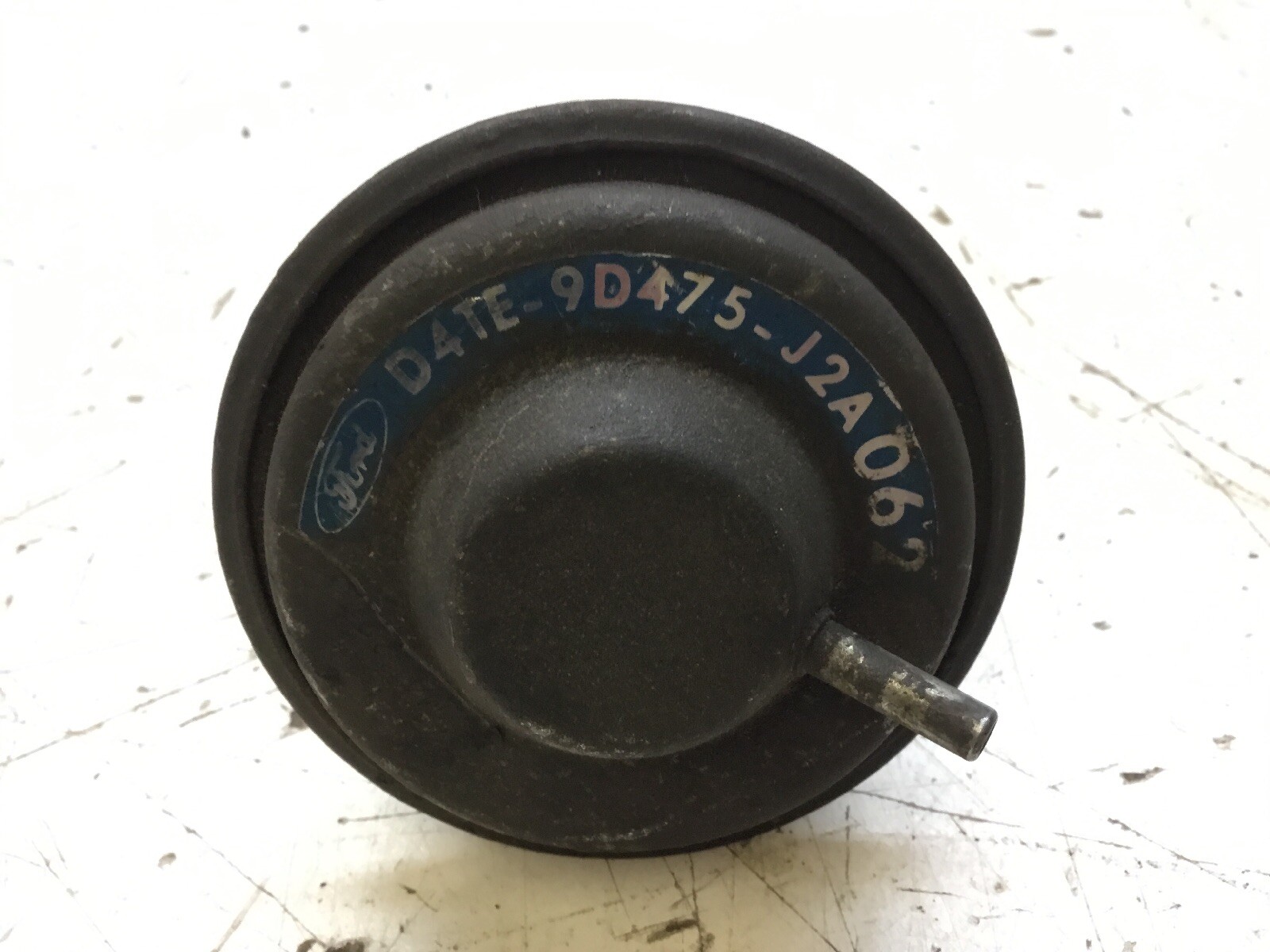 OEM 1974-1977 EARLY FORD BRONCO ORIGINAL EGR VALVE D4TE-9D475-J2A062 | eBay