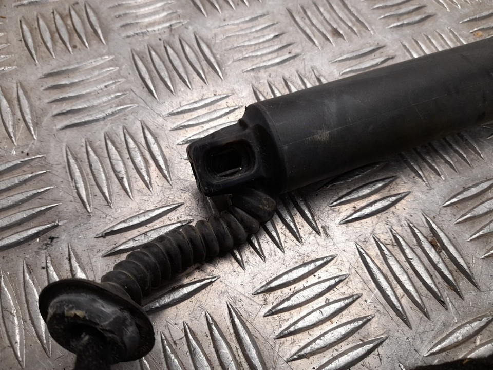 Gas spring Škoda SUPERB III station wagon 2015 3V9827852B | eBay Australia