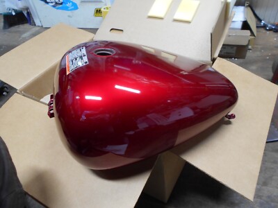 Victory V92 Standard Cruiser & Special Edition CANDY RED GAS TANK ...