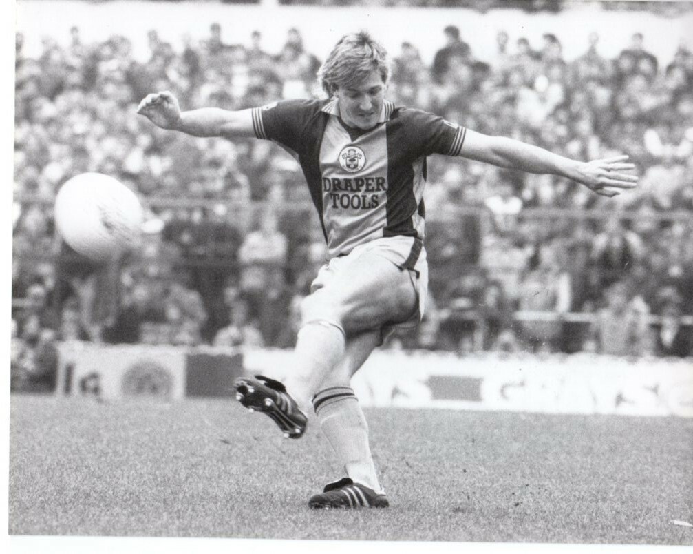 Original Press Photo Southampton Mark Dennis March 1985 (2) | eBay