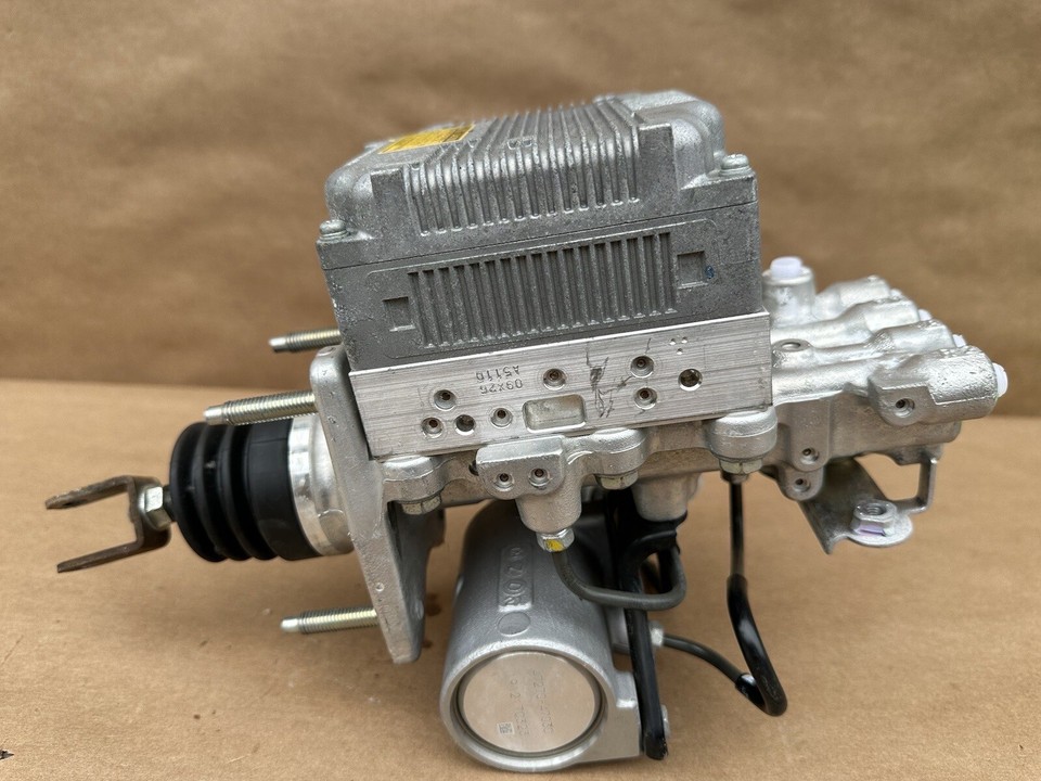 10-13 Lexus HS250H Hybrid Antilock Brake ABS Module Master Cylinder ...