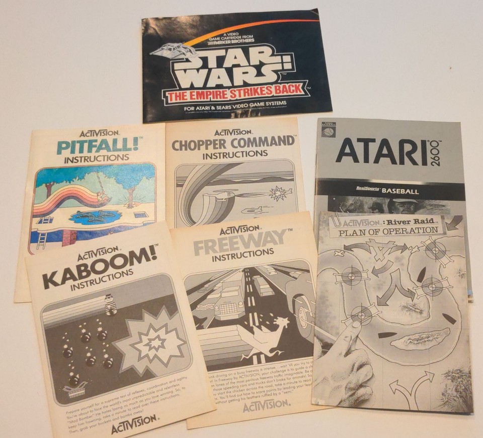 Vintage Atari 2600 console - 77 Games - 3 Paddles - 2 Joysticks ...