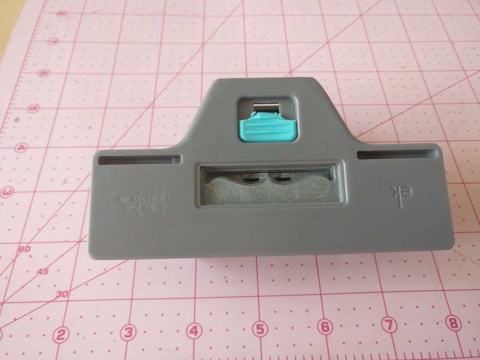 *Retired* Stampin Up, EK Success & Fiskars Edge Border Punches - Hard ...