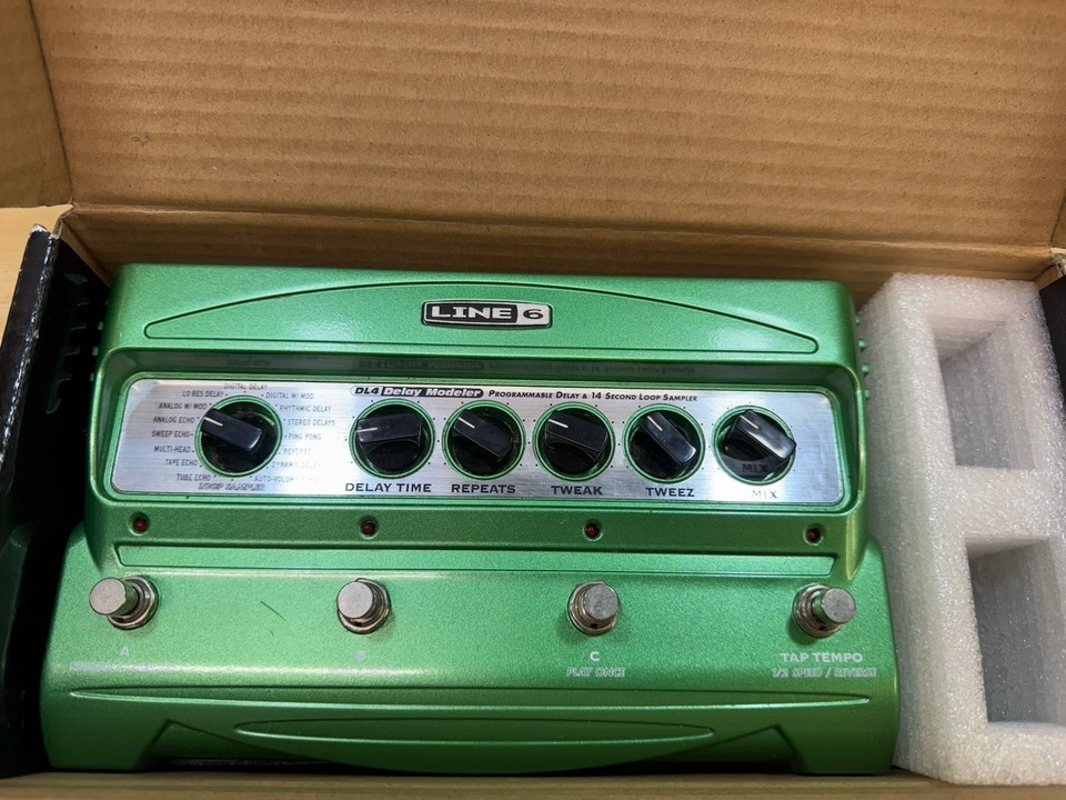 Line 6 DL4 Delay Modeler Guitar Multi-Effects Pedal Looper Stompbox ...