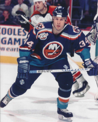 NEW YORK ISLANDERS - BRYAN BERARD - Officially Licensed 8x10 Photo | eBay