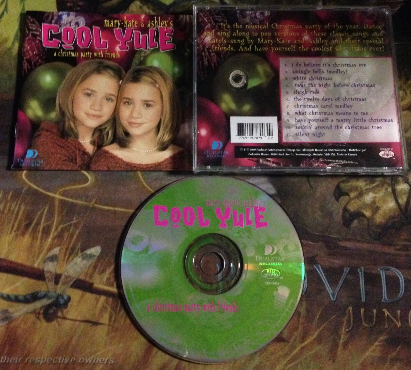 Cool Yule: A Christmas Party With Friends by Mary-Kate and Ashley Olsen ...