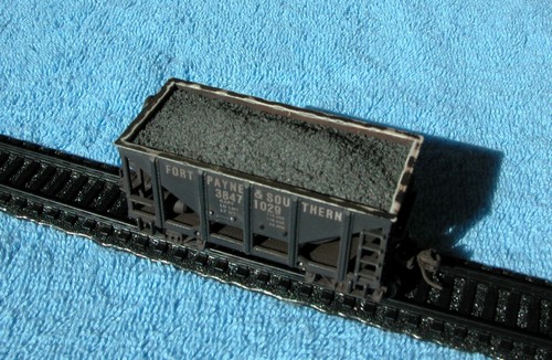 Hay Brothers TACONITE ORE LOAD - Fits ATHEARN / MDC-RH 22 ft HO Ore ...