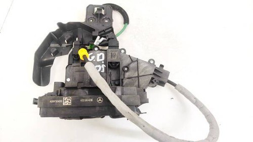 A2220064099 A0997303800 Door Lock Mechanism - rear right side for ...