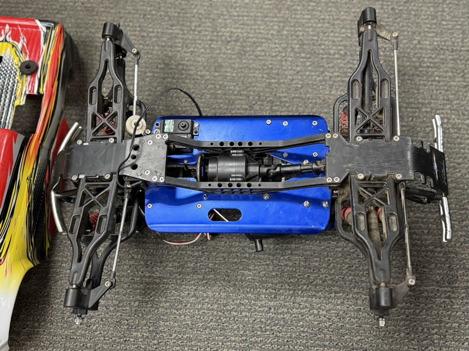 Traxxas T-Maxx TMaxx 2.5 RC Remote Control Nitro Monster Truck Project ...