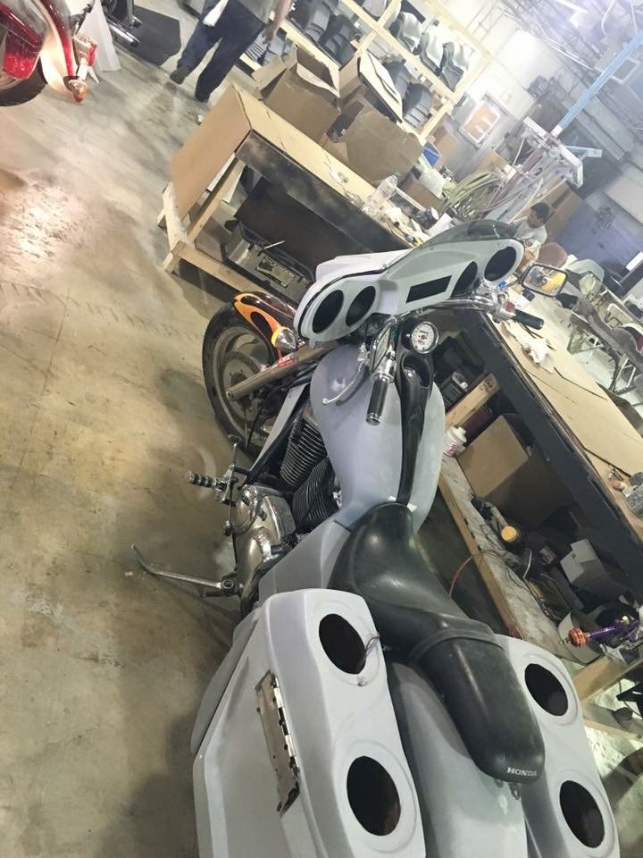 For Honda Shadow 750 6″ Trendsetter Saddlebags Out & Down / LED FENDER ...