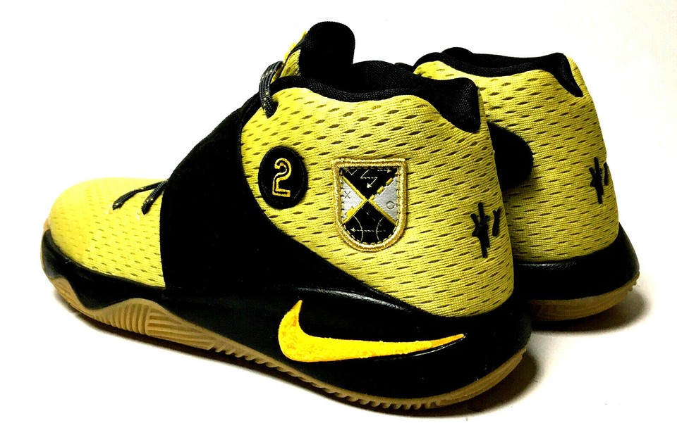 Nike Kyrie 2 AS (GS) Mid Basketball Shoes Boy's Size 7Y (K-57) | eBay