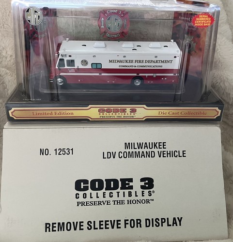 Code 3 Milwaukee Fire Department LDV Command Vehicle LIMITED EDITION ...