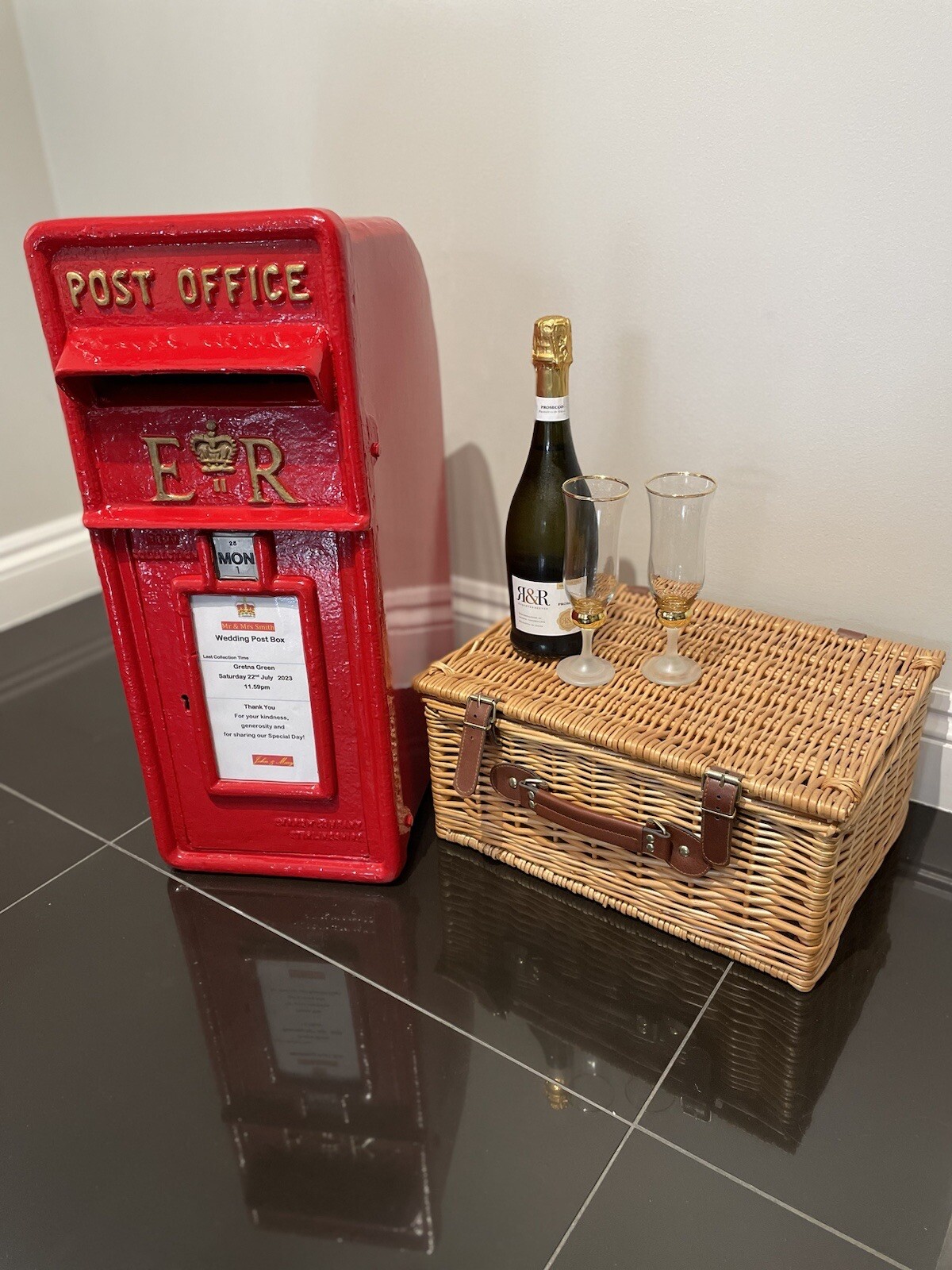 Wedding Cast Iron Postbox Post Box HIRE - Beds/Herts/Bucks Red/Cream ...
