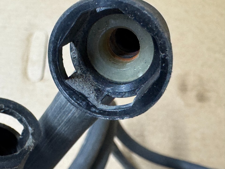 87-93 Ford Mustang Gas Tank Fuel Lines Factory Soft Line Pressure ...