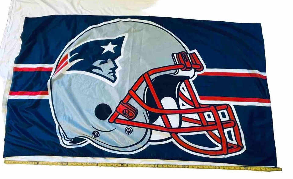 NFL New England Patriots Flying Elvis Helmet Large Outdoor 54” x 31 ...