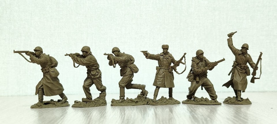 Plastic Platoon Red Army Battle Of Kharkov Winter 1943 Scale 1/32 ...