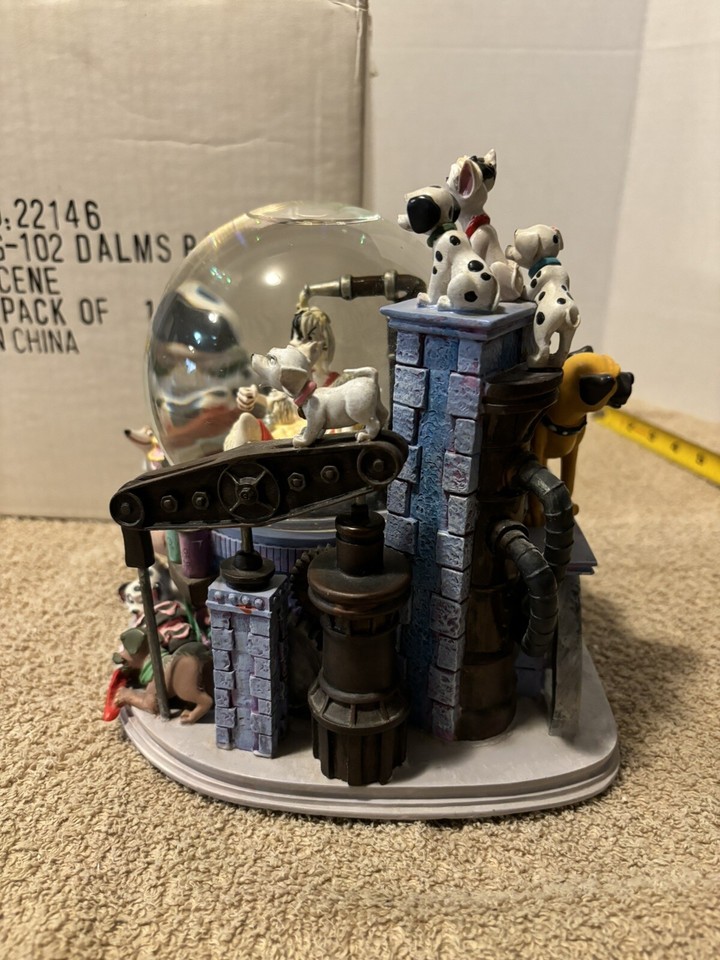 Disney 101 Dalmations Dalms Bakery Scene Snowglobe “Cruella De Ville ...
