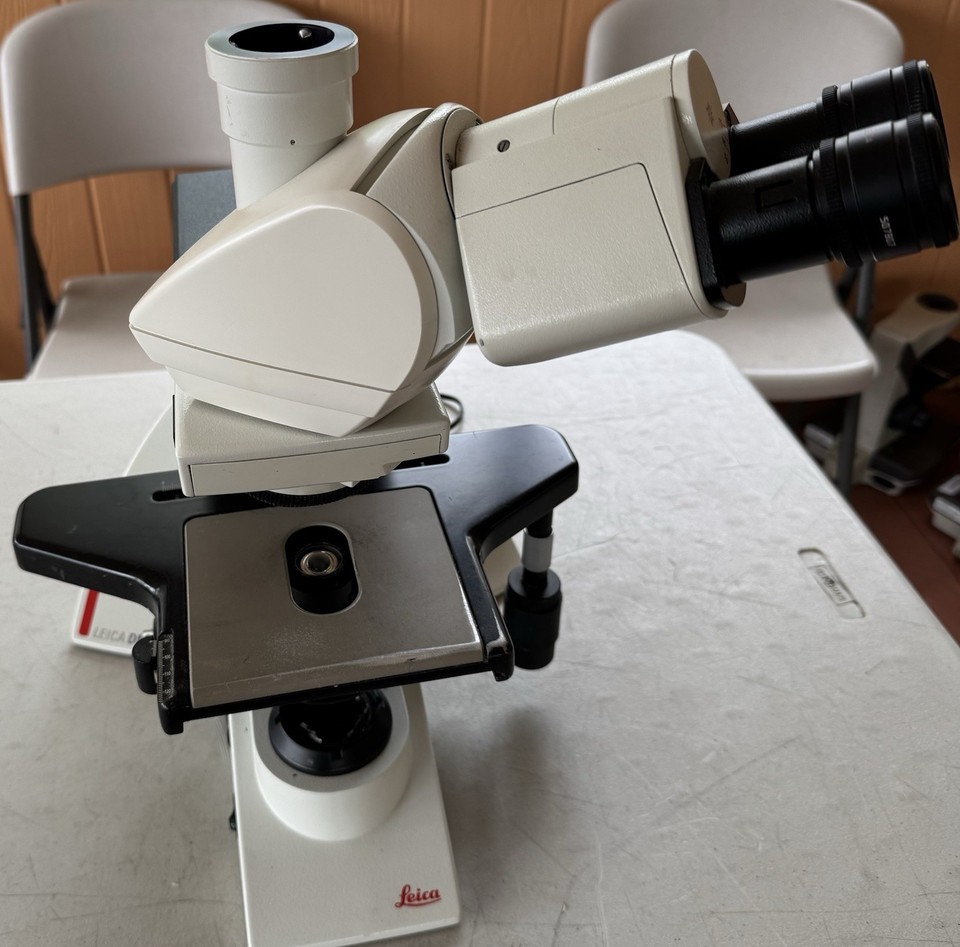 Leica DM2500 Microscope With Trinocular Head No Objective Lens | eBay