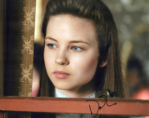 Daveigh Chase Big Love W/Coa autographed photo signed 8X10 #1 Rhonda ...