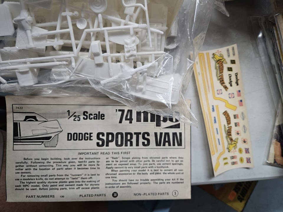 RARE ORIGINAL MPC 1974 DODGE VAN WITH BONUS MOTORCYCLE MODEL KIT ...