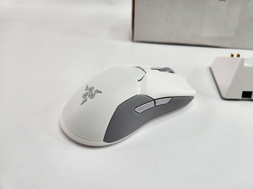 Razer Viper Ultimate Lightweight Wireless Mouse rc30-03050102-0000 | eBay